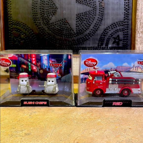 Disney | Toys | Disney Cars 2 Collectible Die Cast Collectibles Red And ...